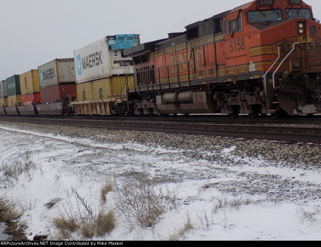 BNSF 5158